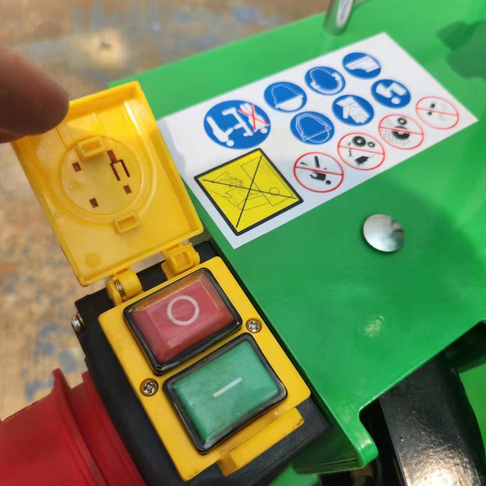 Gardenmaster vertikalni cepač za drva HYV14T, 14 tona, 4kw, 400V